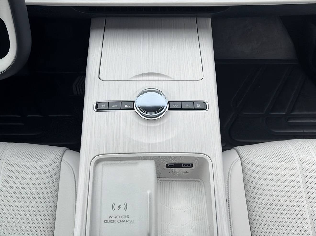 零百3.49秒/800V闪充 银河E8今日上市_搜狐汽车_搜狐网