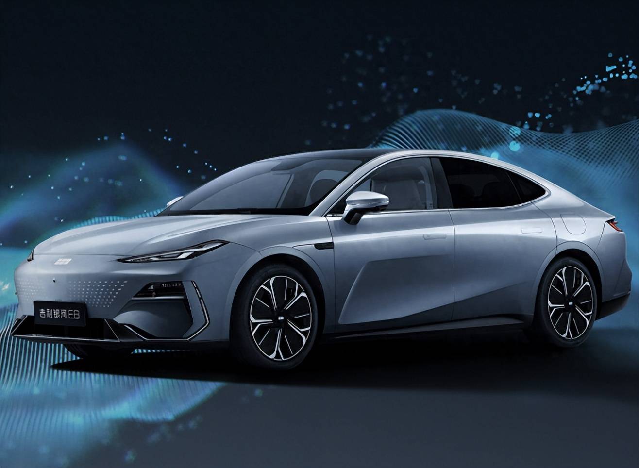 不愧是卷王！银河E8 卖17.58万，网友：试驾都排不上！_搜狐汽车_搜狐网