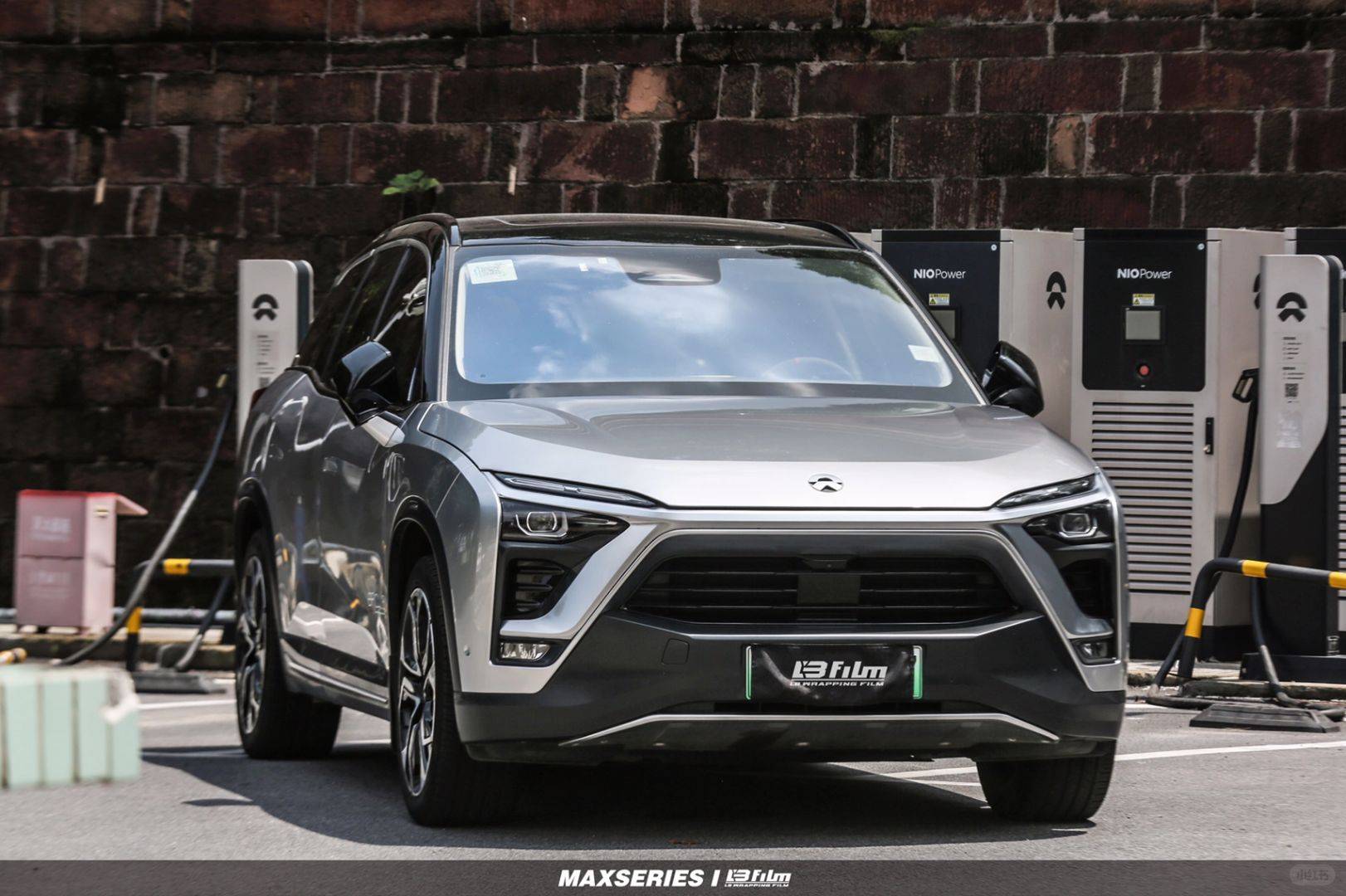 蔚来ES6-LB改色膜液态金属铝水银，整体的科技感与生活完美契合_搜狐汽车_搜狐网