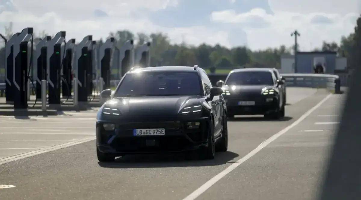 Macan EV官图曝光！PEE平台+800V快充，外观像是问界“小M5”？_搜狐汽车_搜狐网