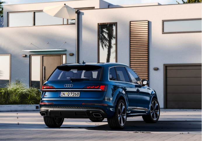 3.0T/4.0T+8AT，配Quattro四驱，不换代只改款，最后的燃油Q7_搜狐汽车_搜狐网