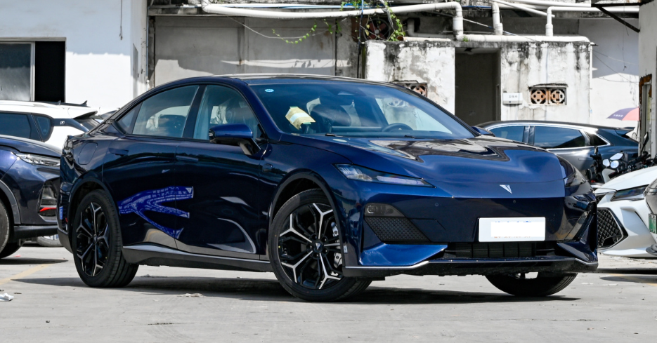 秦PLUS DM-i、深蓝SL03短板明显，吉利银河L6展现全能实力_搜狐汽车_搜狐网