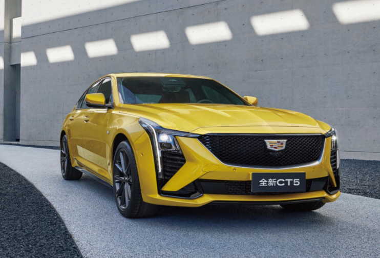 凯迪拉克CT5：2.0T后驱+猛降7万，性价比却不高？_搜狐汽车_搜狐网