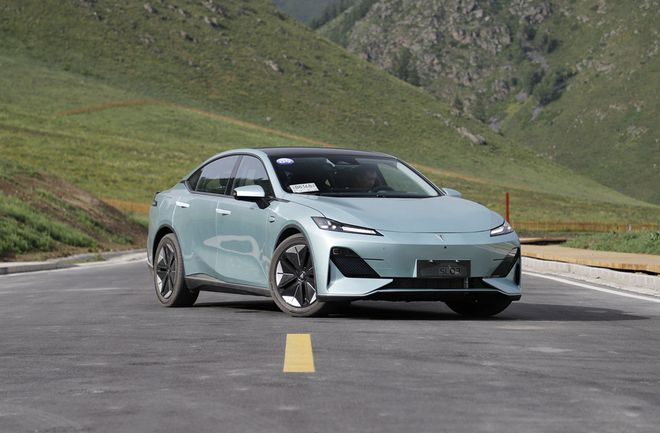 深蓝SL03/S7荣耀版正式上市 售价13.99-15.99万元_搜狐汽车_搜狐网