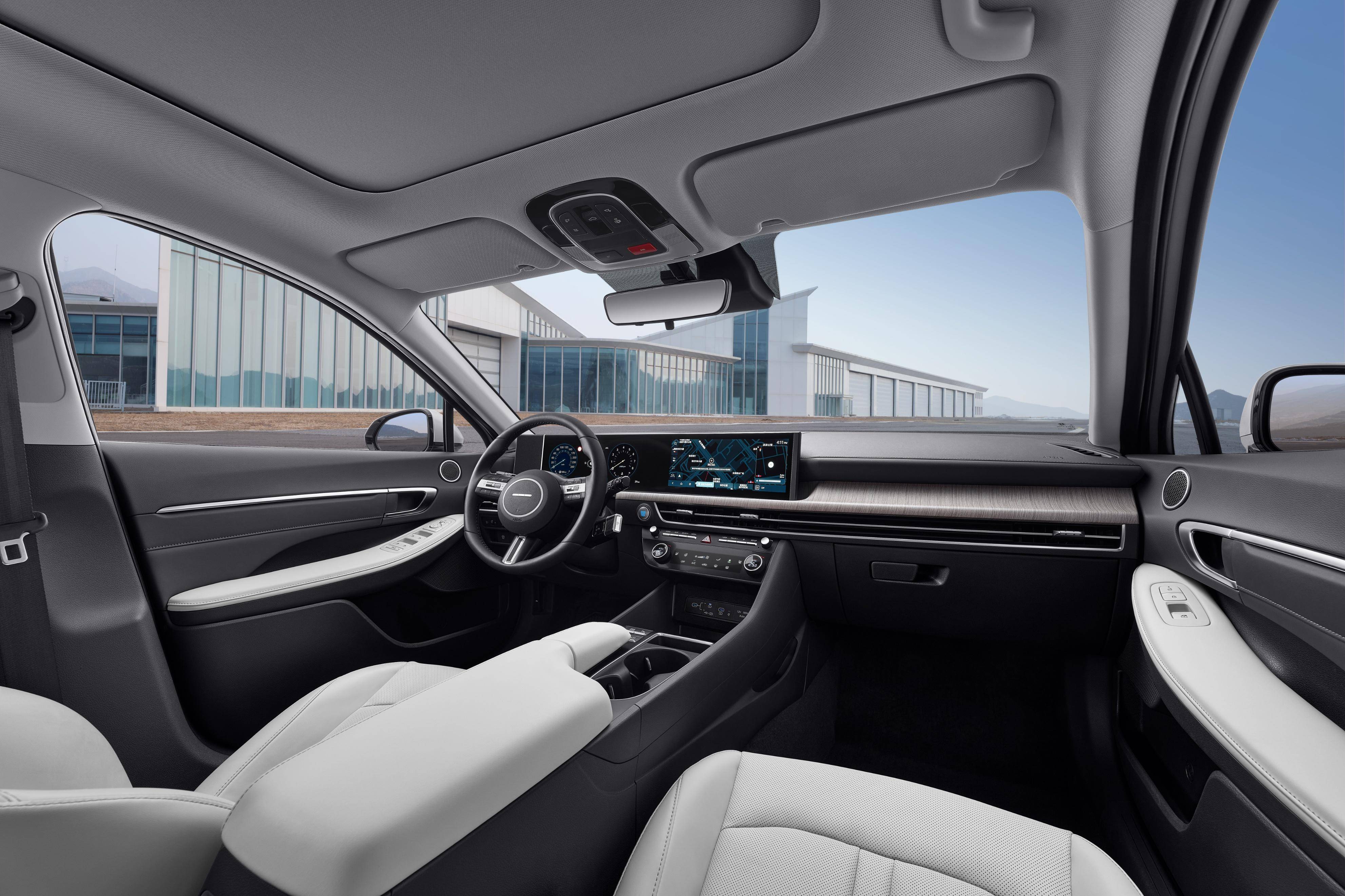 第十一代索纳塔亮相了！全面进行了升级，标配8AT，实力真的强_搜狐汽车_搜狐网