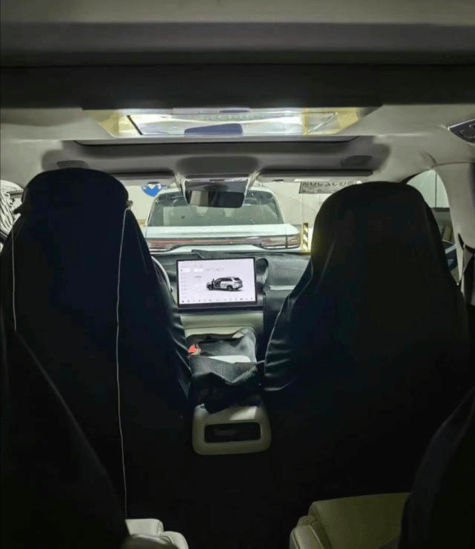 理想L8平替？北京车展亮相，零跑C16内饰曝光_搜狐汽车_搜狐网