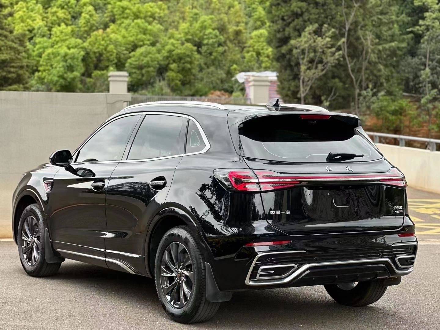 红旗HS5一口气降3万 大过途观L标配2.0T+8AT_搜狐汽车_搜狐网