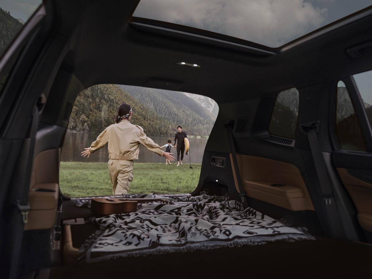 给你探享世界的底气！领克09 MHEV四驱全球版上市 限时专享价23.58万元_搜狐汽车_搜狐网