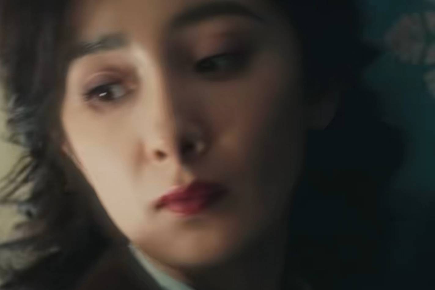 拼命想成为演技派，《哈尔滨一九四四》却撕下了杨幂假努力的面具_表演_实力派_氛围