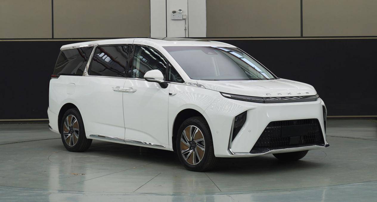长近5.3米MPV，6/7座可选，搭1.5T超混，纯电能跑225km_搜狐汽车_搜狐网