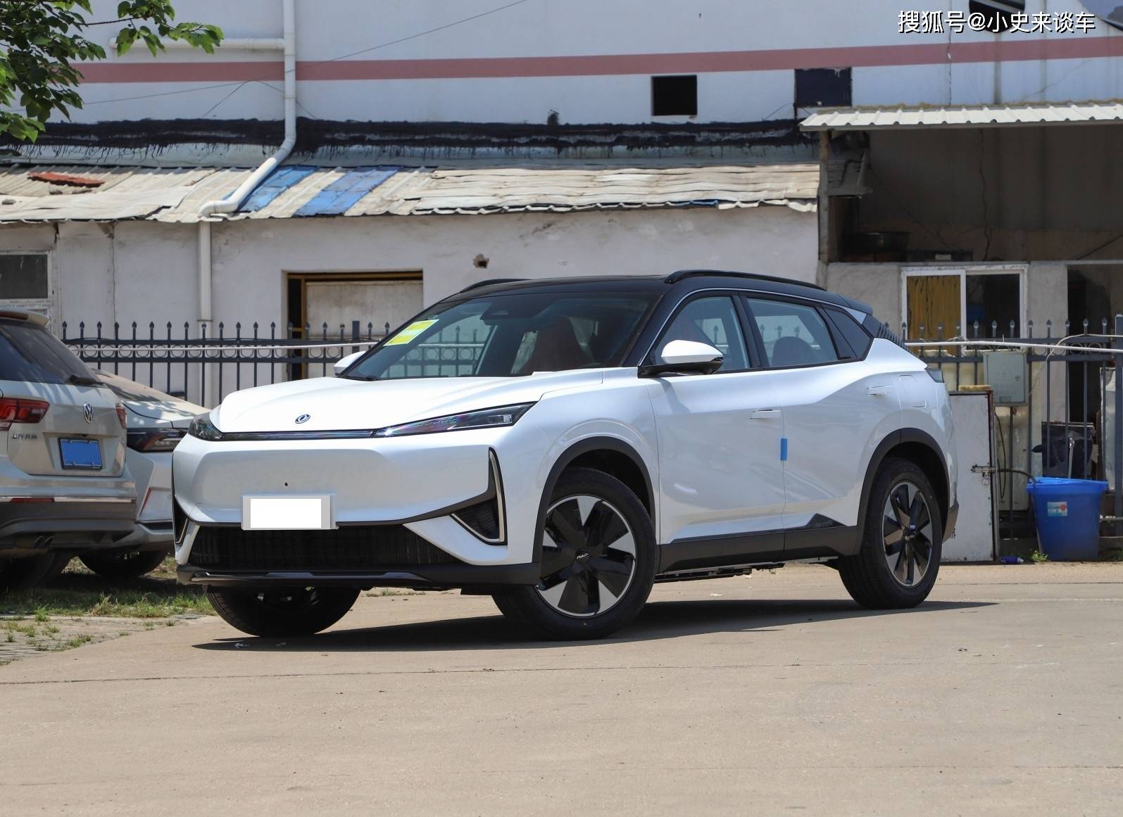 综合续航超过2000km！12.89万起售的插混SUV，百公里馈电油耗3.8L_搜狐汽车_搜狐网