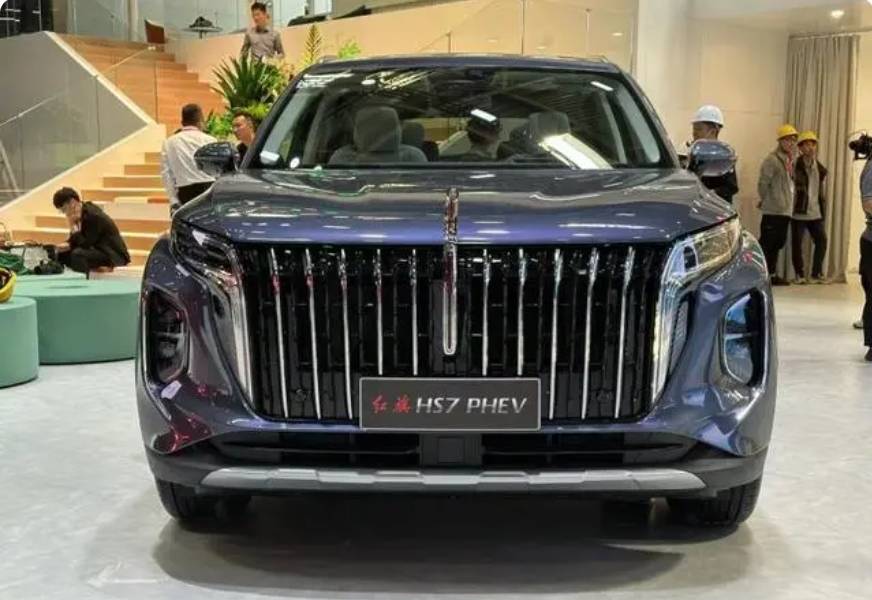 准备好银子 6月四款SUV来袭 2024款皇冠陆放、红旗HS7 PHEV领衔_搜狐汽车_搜狐网