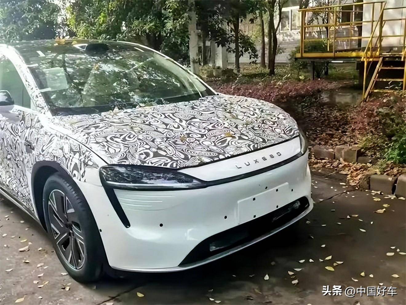 未来已来：鸿蒙智行EHY轿跑SUV谍照曝光 - 广东好车_搜狐汽车_搜狐网