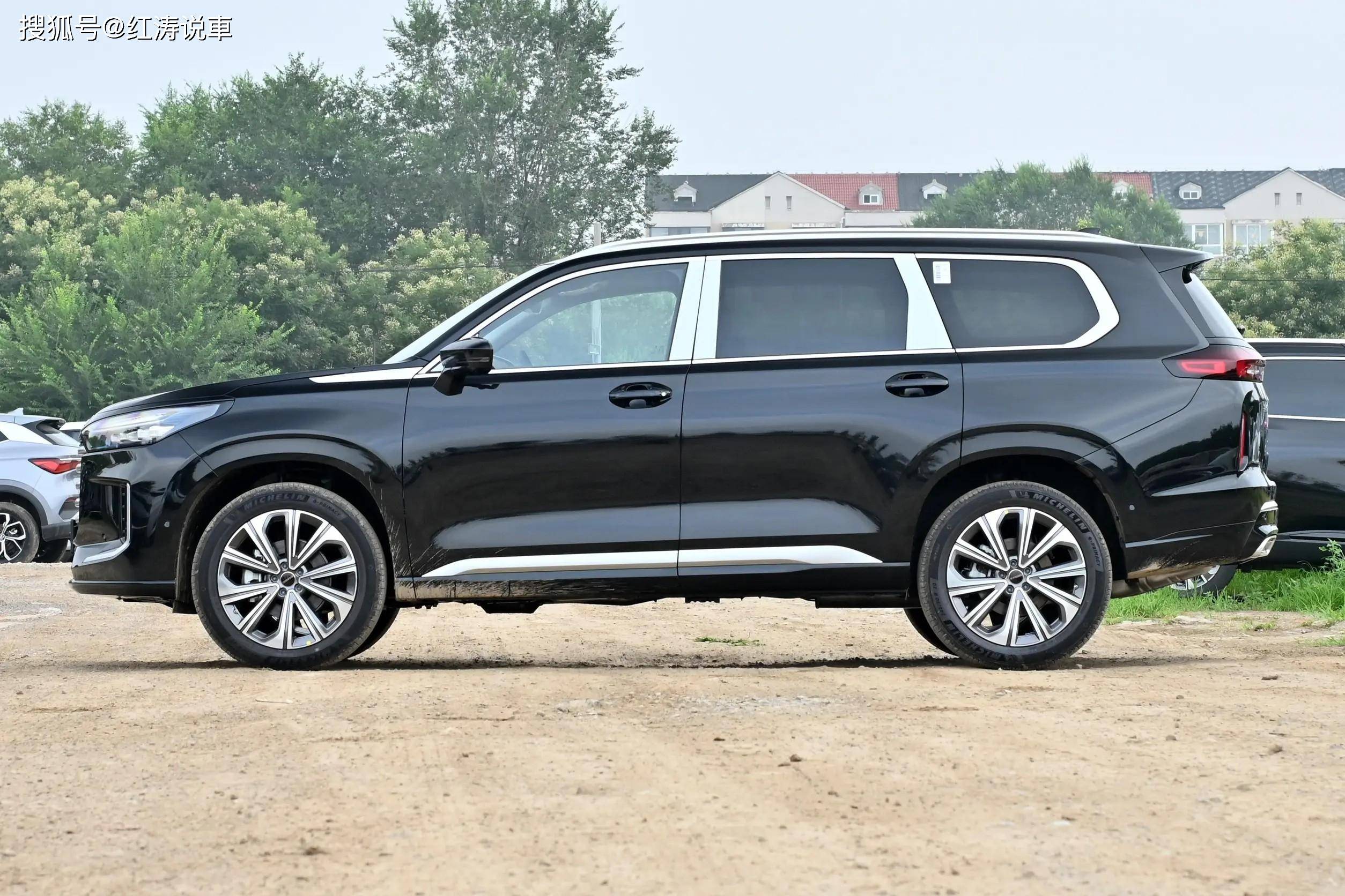 2025款星途揽月上市，中大型SUV，配2.0T+8AT，售价19.39万元起_搜狐汽车_搜狐网