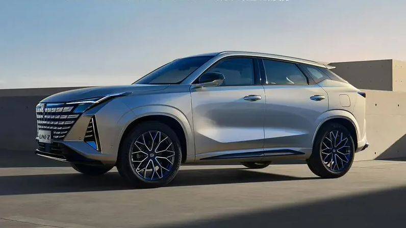 长安UNI-Z 1.5T燃油版紧凑型SUV正式上市_搜狐汽车_搜狐网