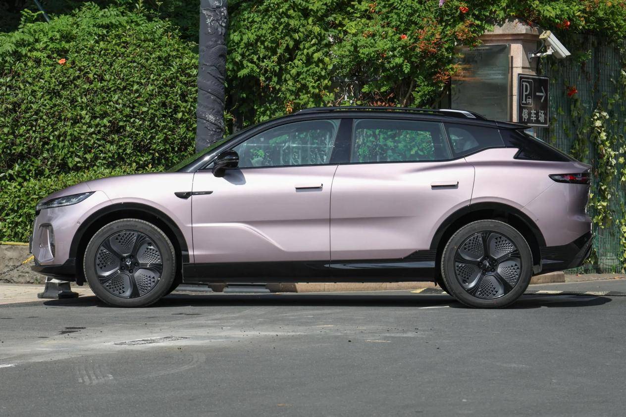 2.9米轴距5座SUV，800V电驱，最大续航901km，知音预售20.99万起_搜狐汽车_搜狐网