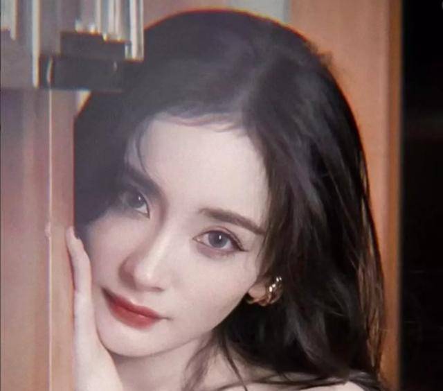 4位美得惊人的“狐狸眼”女星，个个风情万种，回眸一笑百媚生 -6parkbbs.com