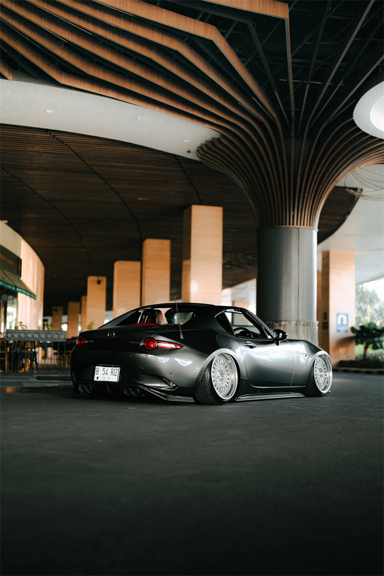 马自达MX5经典跑车改装AIRBFT空气减震案例_搜狐汽车_搜狐网