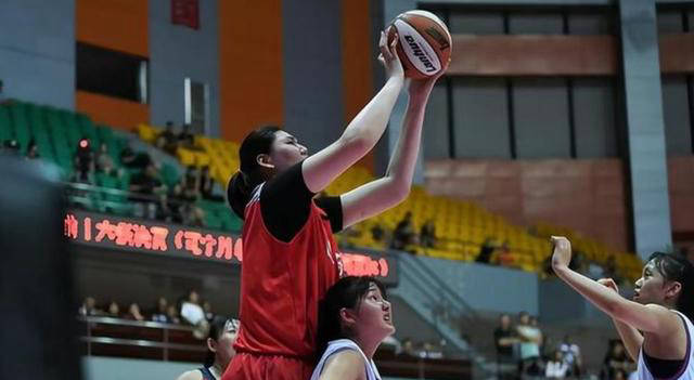 两战全中却无缘WCBA！张子宇成第二个杨瀚森？_比赛_山东队_青少年