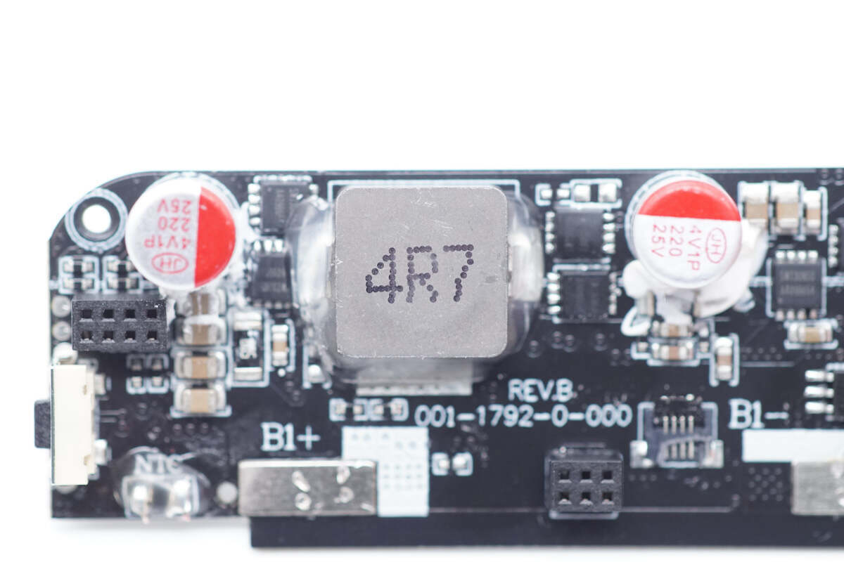 智融科技SW6306移动电源SOC方案获倍思采用，30W磁吸无线充电宝拆解_产品_设计_机身