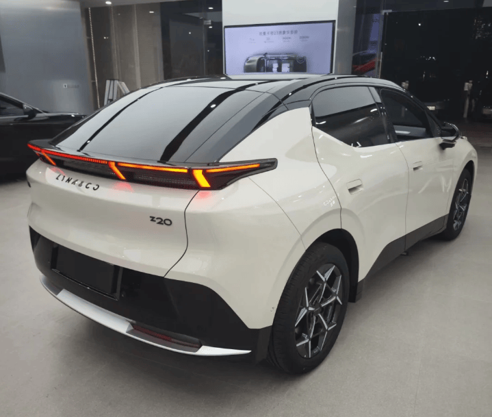 充电15分钟，续航增加370km以上，领克Z20带来的惊喜可不少_搜狐汽车_搜狐网