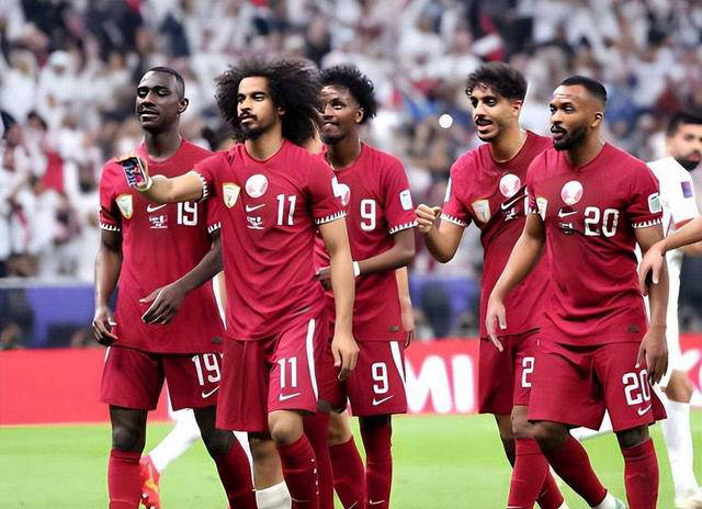 CCTV5直播：U20中国队迎战卡塔尔队，王钰栋领军冲击世青赛！_实力_比赛_足球