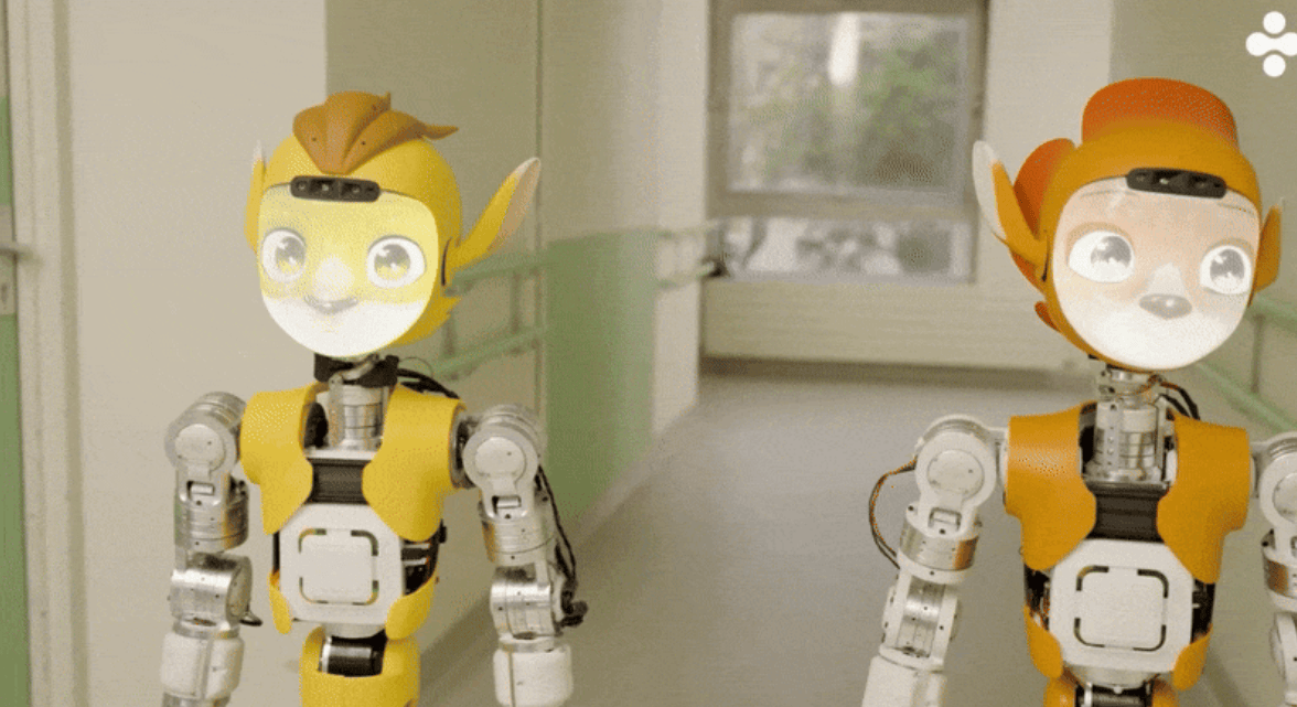 CES上，机器人正在爆火_Ropet_宠物_产品