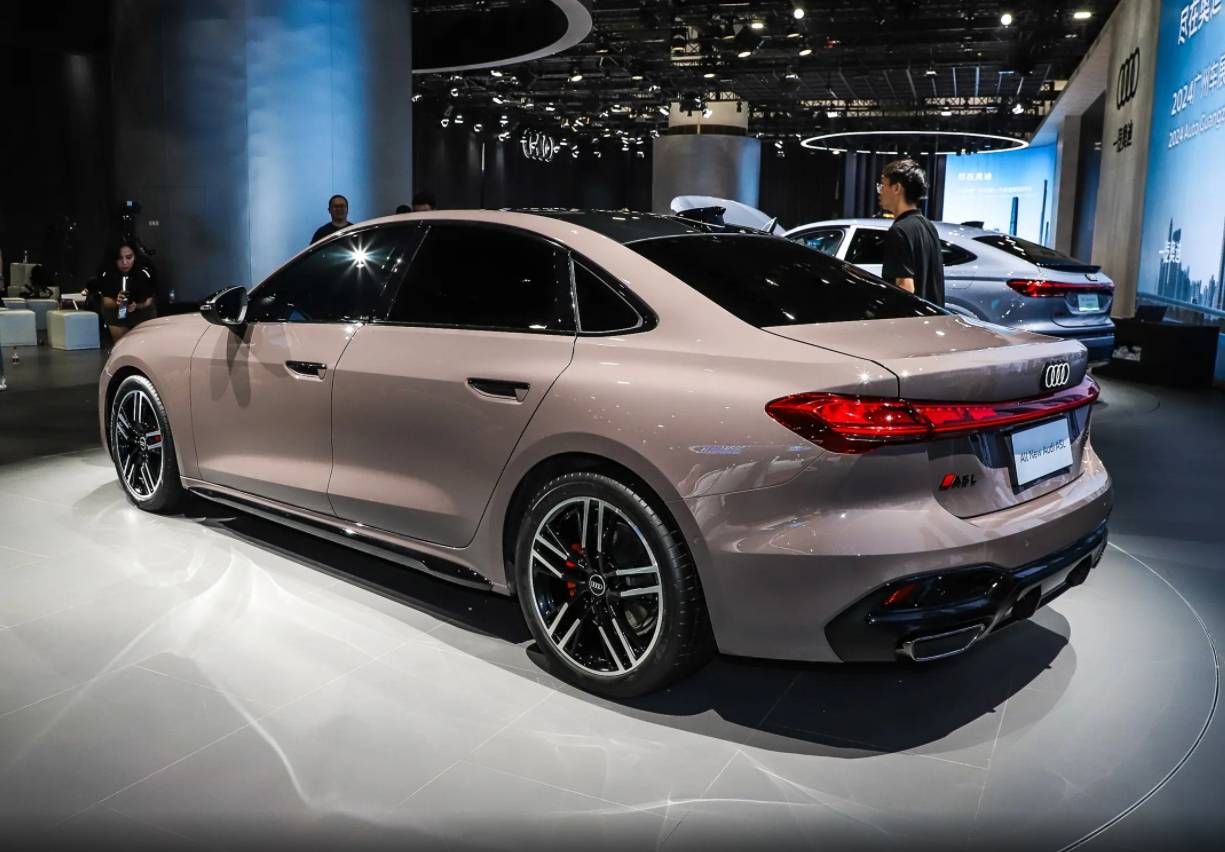 一汽奥迪A5L，A4L全新继任者，首搭Evo5第五代EA888_搜狐汽车_搜狐网
