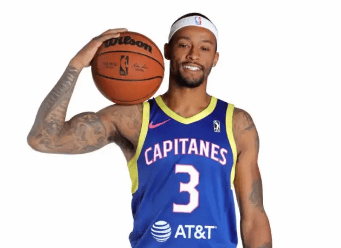 近4战状态骤降！广东新小外恐续写巴顿式悲剧，NBA9号秀谨慎看好_伯克_比赛_1