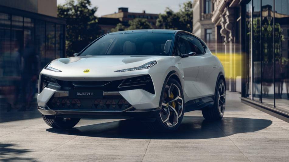 首搭豆包AI助手 新款莲花EMEYA、ELETRE上市售52.8万起_搜狐汽车_搜狐网