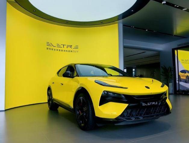 莲花 ELETRE 大揭秘：54.8万元起，如何实现百万级配置自由_搜狐汽车_搜狐网
