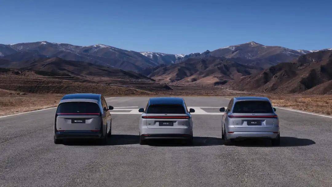 理想首款纯电 SUV i8 亮相，全力反击问界 M8_搜狐汽车_搜狐网