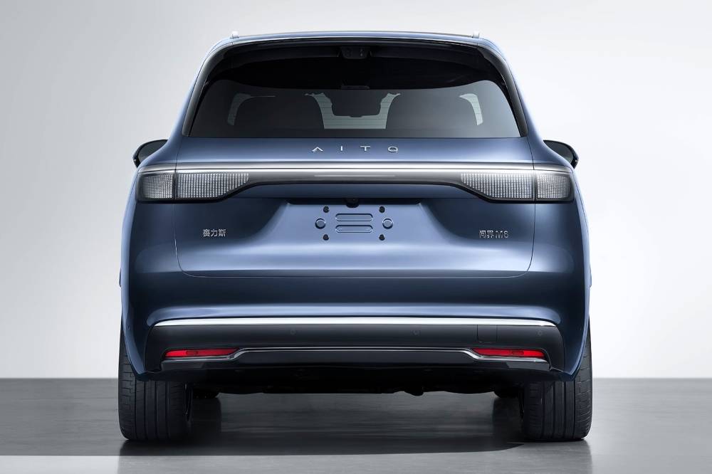 理想L9迎来劲敌：问界M8预售价36.8万元起，6小时斩获2.1万辆订单_搜狐汽车_搜狐网