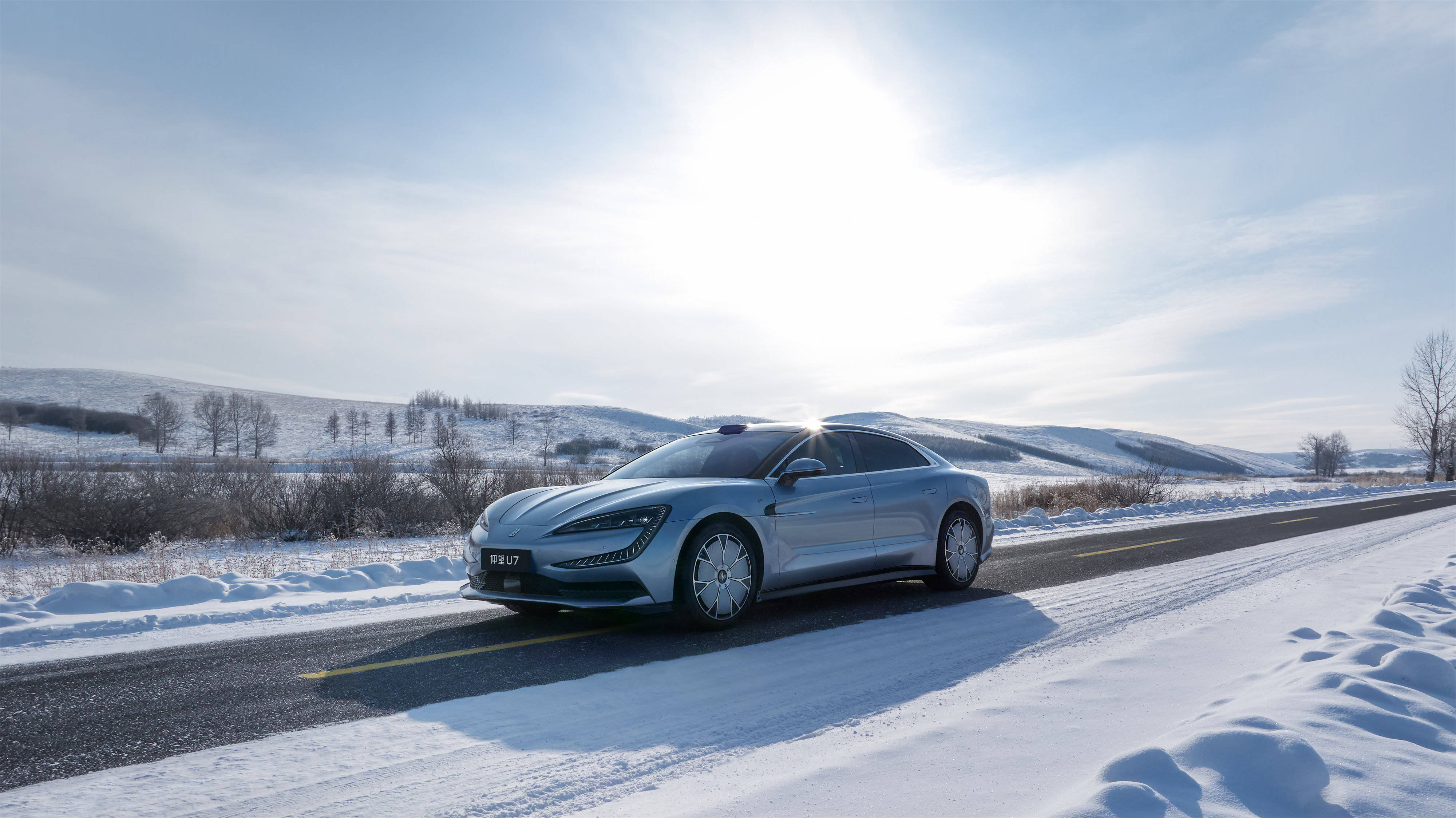 仰望U7上市，62.8万起黑科技拉满，这价格太顶了！_搜狐汽车_搜狐网