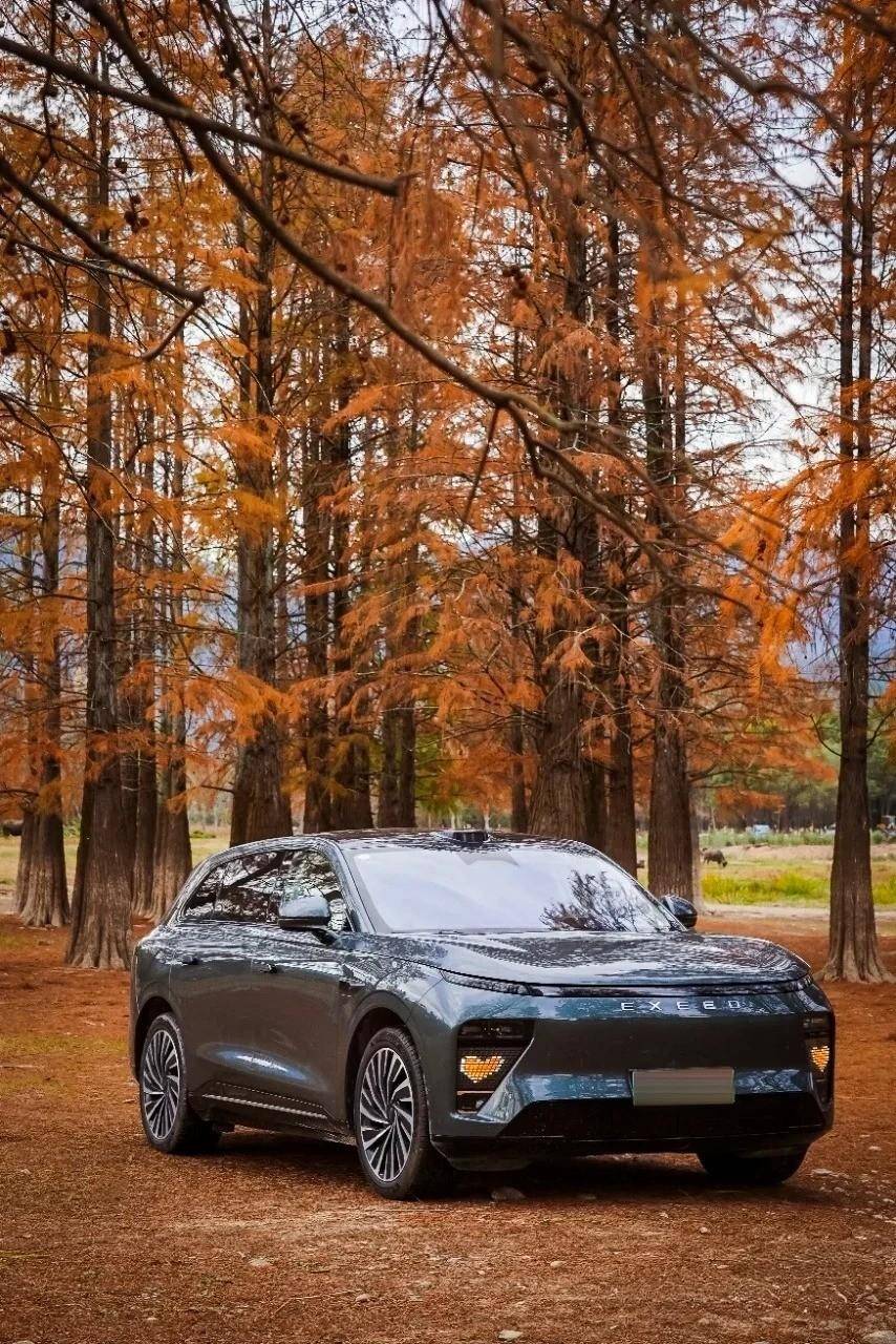 星纪元 ET 对决理想 L7，技术流优势让后者黯然失色_搜狐汽车_搜狐网