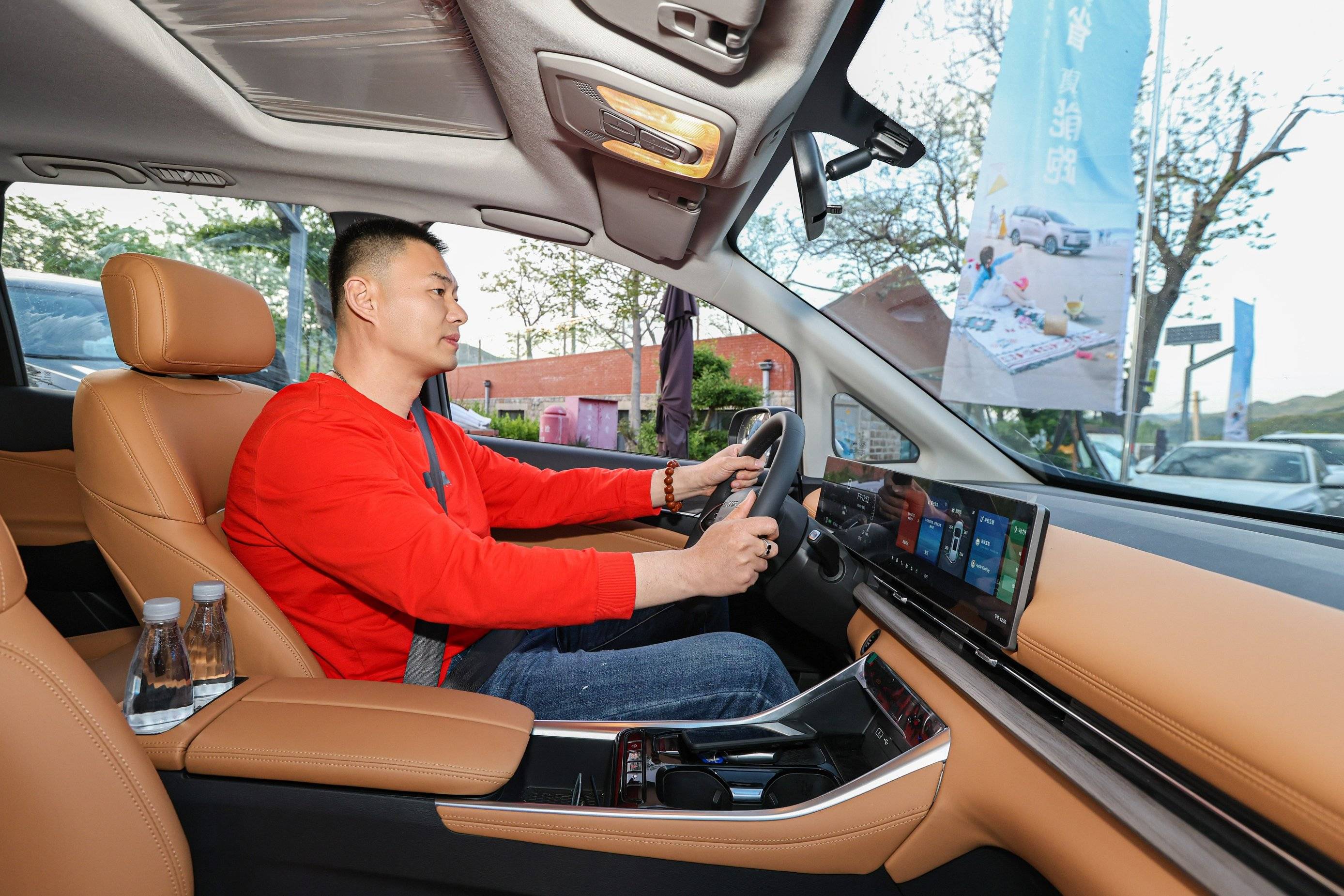 上汽大通G50混动版13.98万起上市，真七座MPV跨省无焦虑！_搜狐汽车_搜狐网