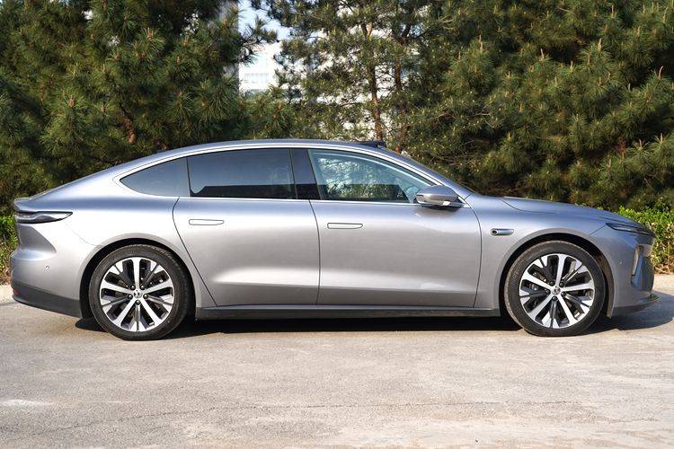 蔚来ET7车型配置盘点：推荐75千瓦时行政版_搜狐汽车_搜狐网