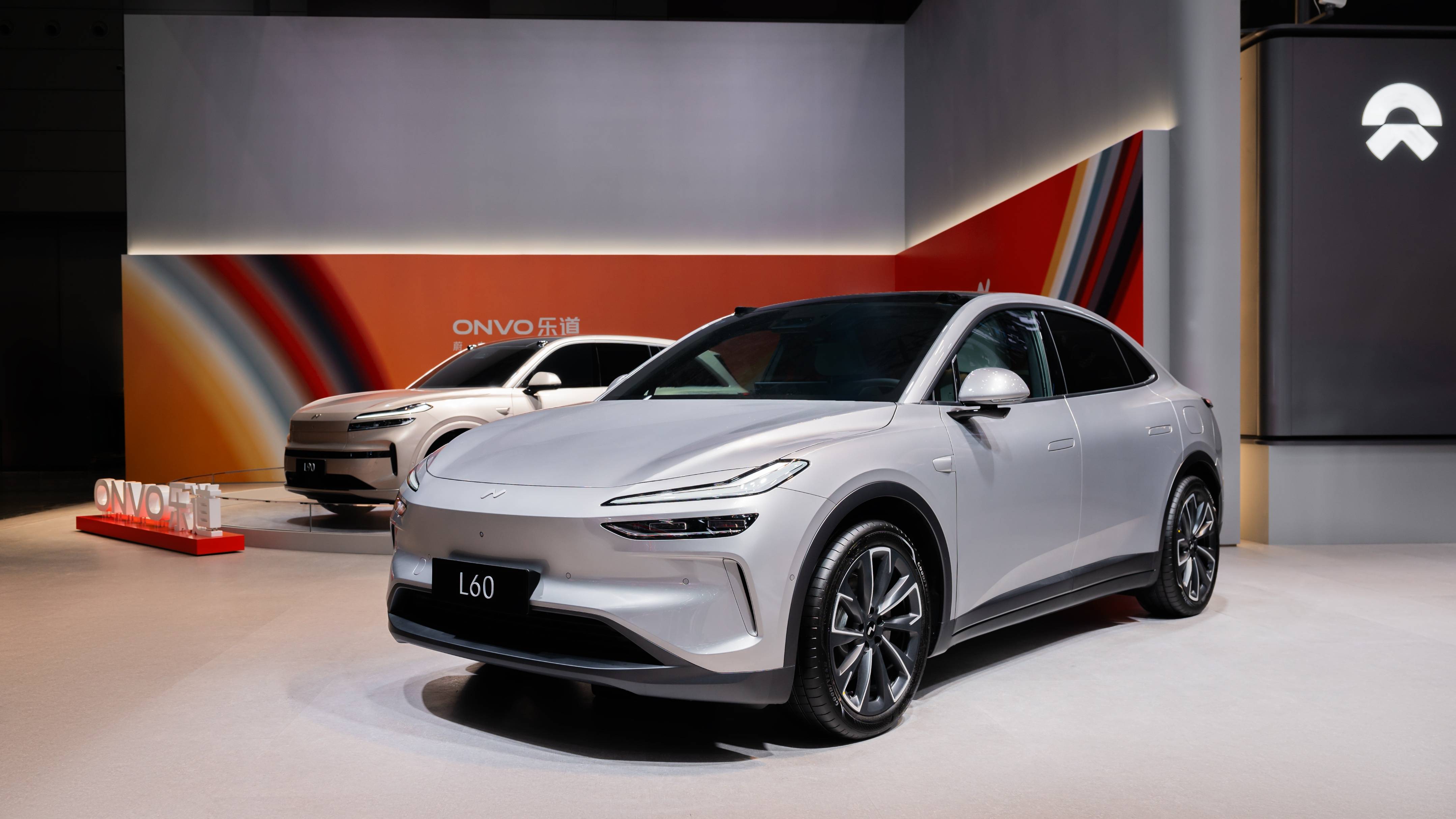 L90首秀粤港澳车展，L60限时送大冰箱，乐道展台流量爆棚_搜狐汽车_搜狐网