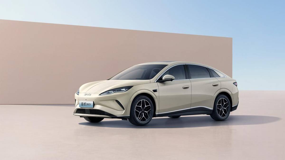 同级唯一搭载云辇-C，技术全面领先，比亚迪海豹06EV 重磅上市_搜狐汽车_搜狐网