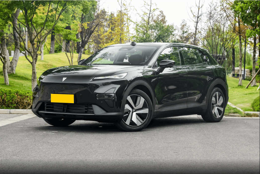 预算15万元，深蓝S05与银河E5，谁才是更适合年轻人的SUV?_搜狐汽车_搜狐网