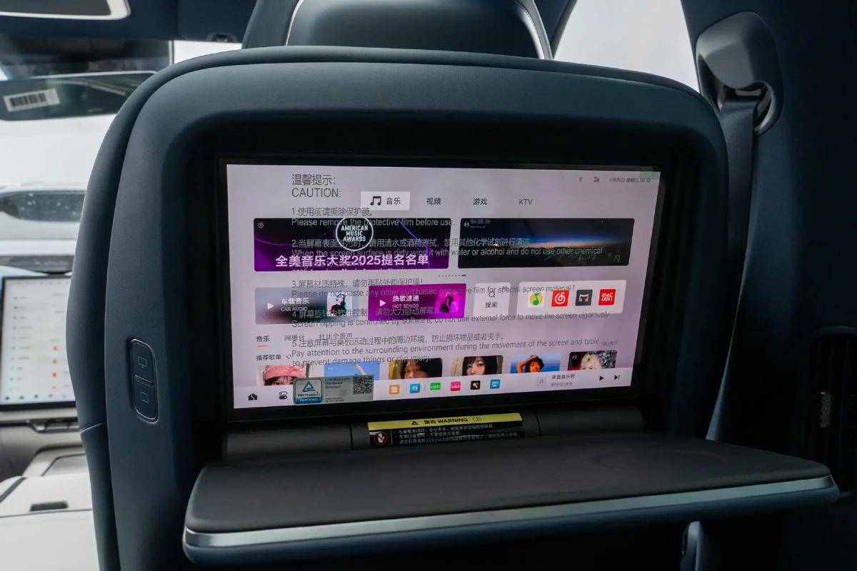 解读极氪7X，22.99万起，标配800V快充+8295智能座舱，轴距超2米9_搜狐汽车_搜狐网