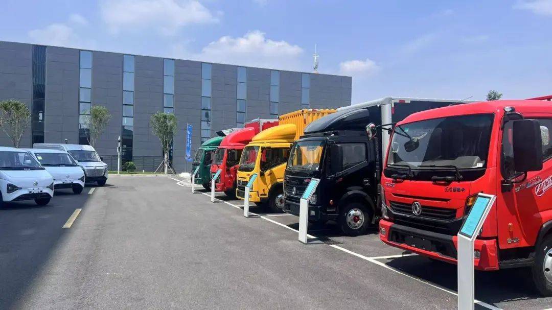 东风轻发ZD25发动机，高效运营的可靠之选_搜狐汽车_搜狐网