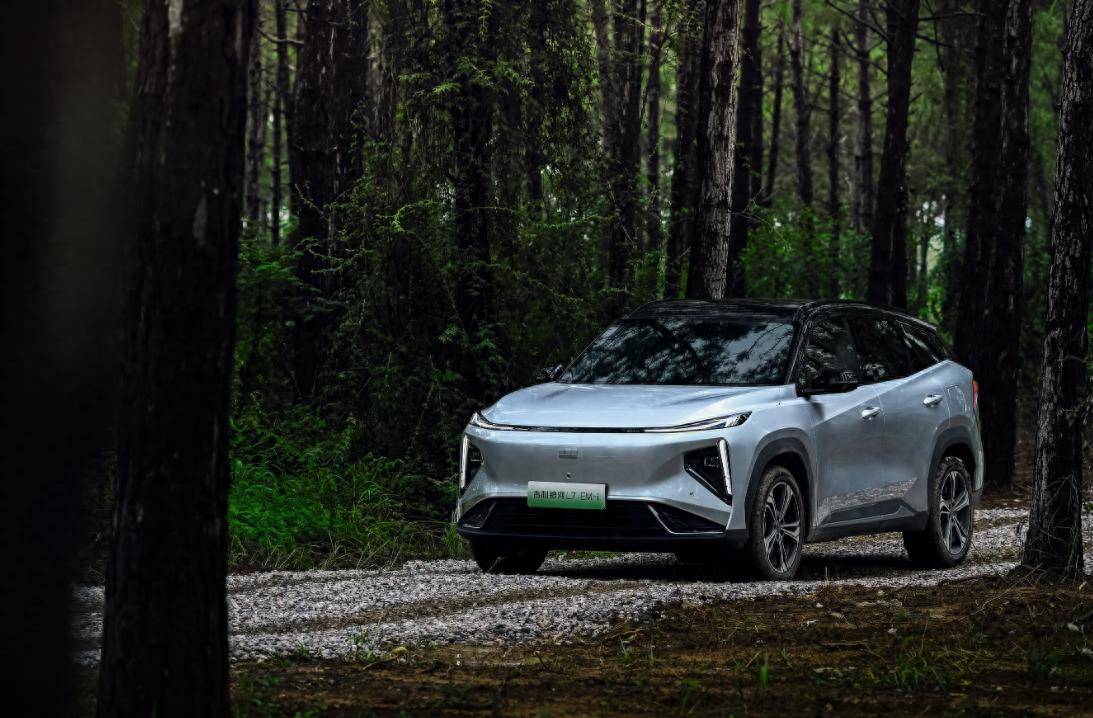 三电终身质保加持，吉利银河L7 EM-i成钓鱼人长途探钓优选_搜狐汽车_搜狐网