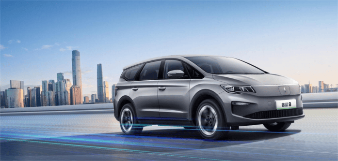 空间续航双碾压？睿蓝8 对比奔腾NAT，哪款纯电MPV才是最优解？_搜狐汽车_搜狐网