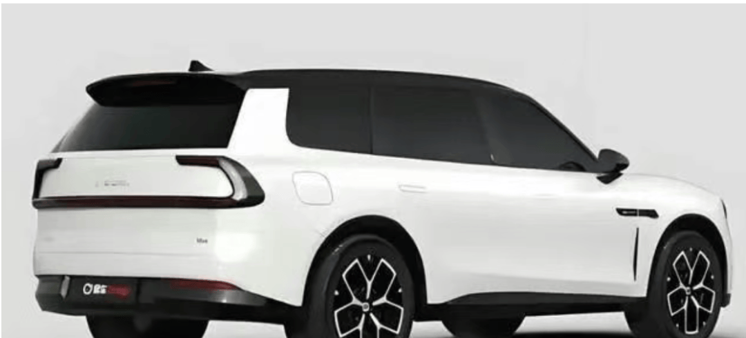 这回得排队买小米了，小米“YU9”实车曝光，长超5米3，增程+续航1500km，能挑战问界M9？_搜狐汽车_搜狐网