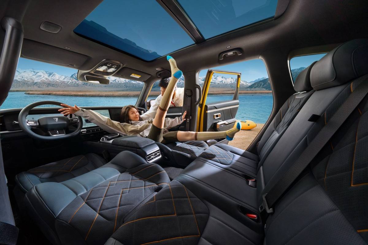 热门方盒子硬核测评，G318/山海T2/BJ40/豹5，谁更全能？_搜狐汽车_搜狐网