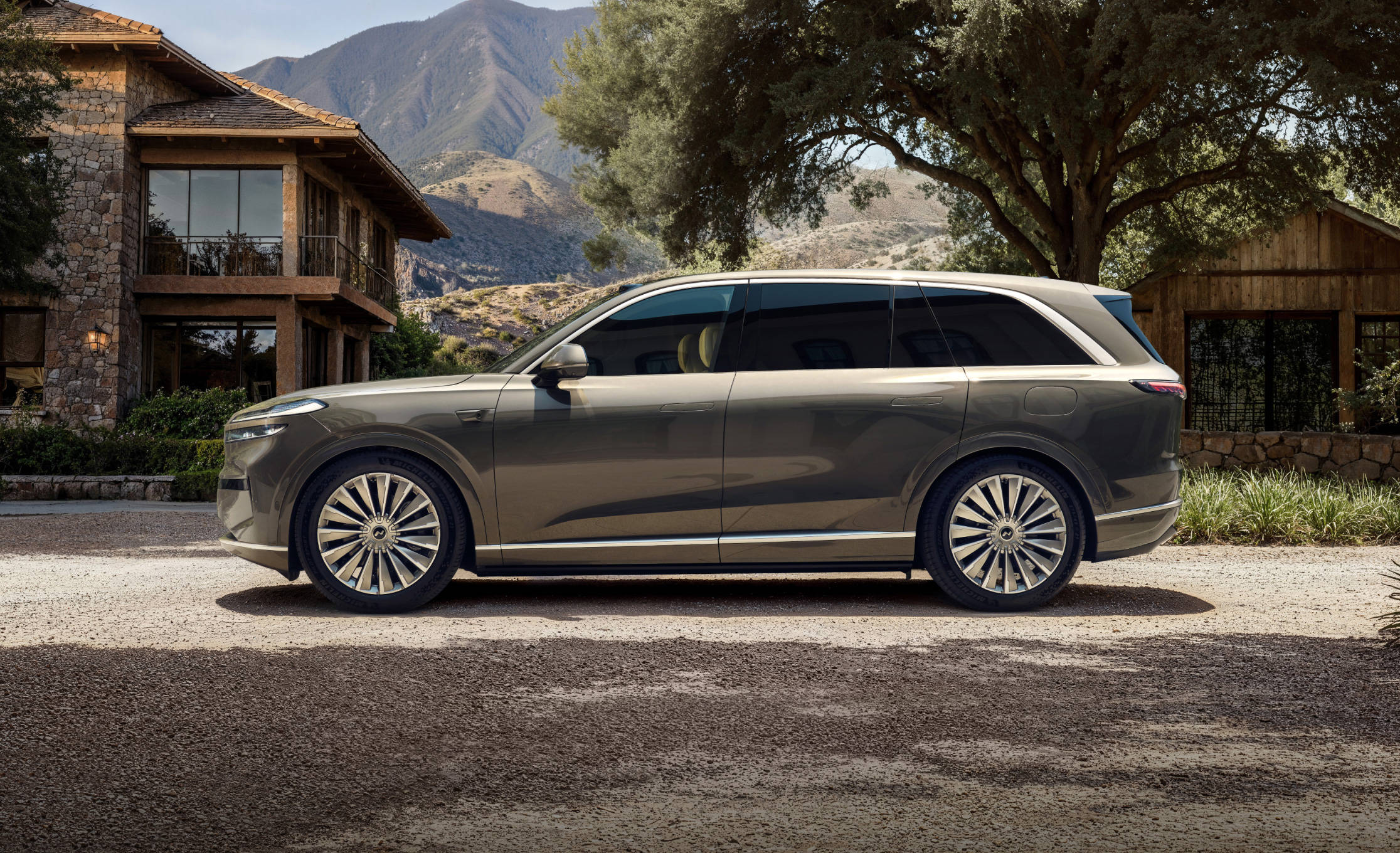 BaaS电池租用17.98万元起！蔚来乐道旗舰车型L90正式上市_搜狐汽车_搜狐网