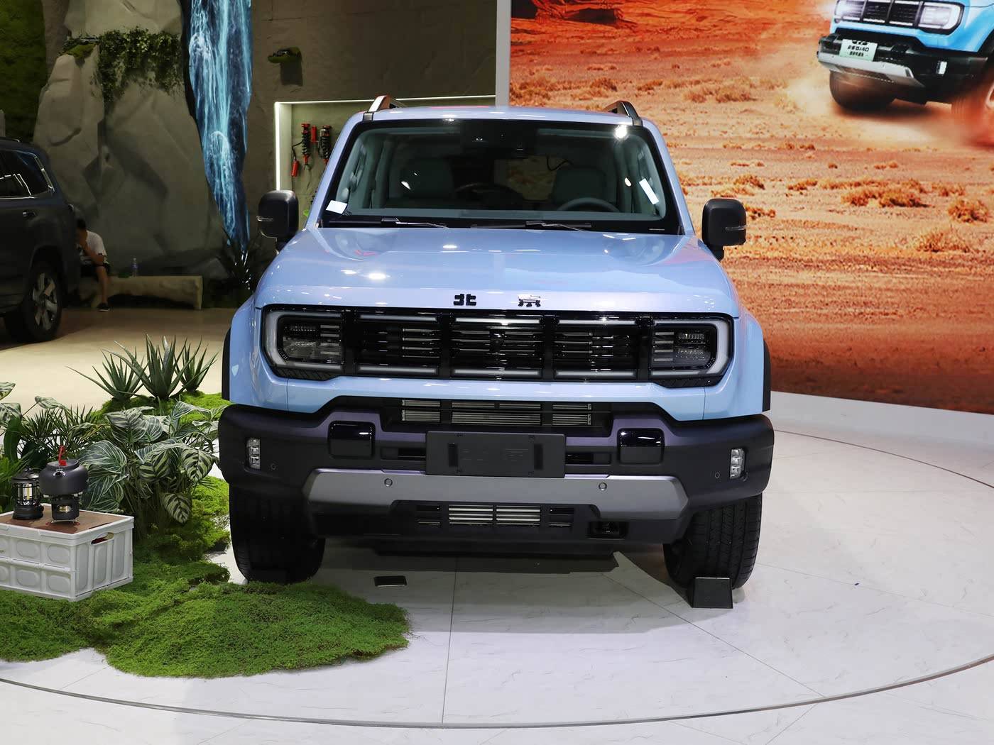 谁才是“全能方盒子”？深蓝G318无忧穿越版VS BJ40增程版_搜狐汽车_搜狐网