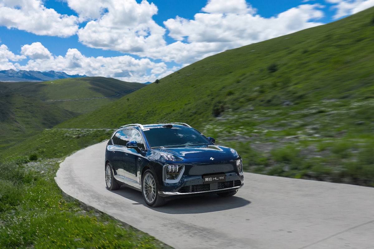 800V+5C超充增程，昊铂HL增程版上市！_搜狐汽车_搜狐网