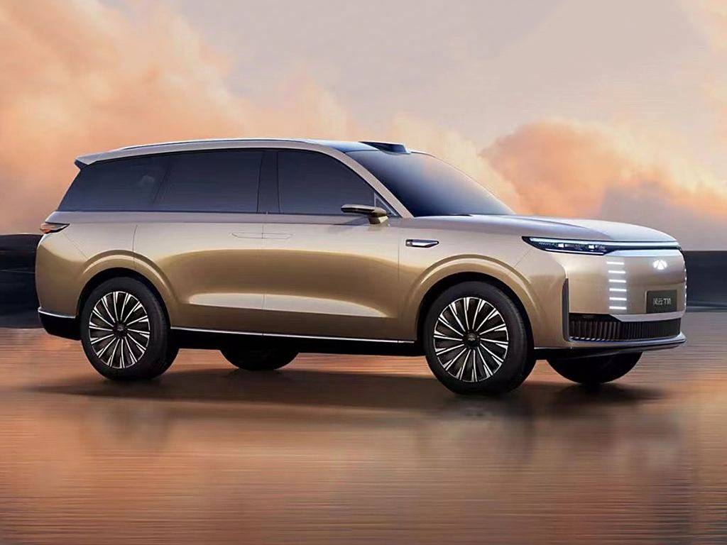 奇瑞风云T11化名星途ET8出口俄罗斯，5.2米长，竞争理想L9_搜狐汽车_搜狐网